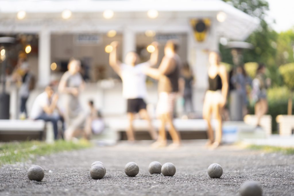 9 Outdoor Games for the Perfect Backyard Party • Soverynn